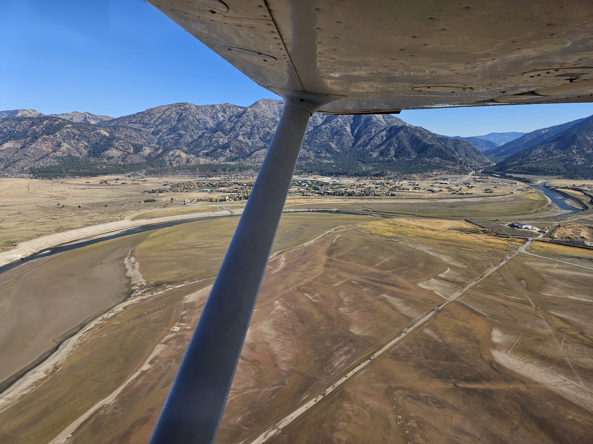 Axiom Aviation’s Flight Training Syllabus - Flight School | Axiom ...