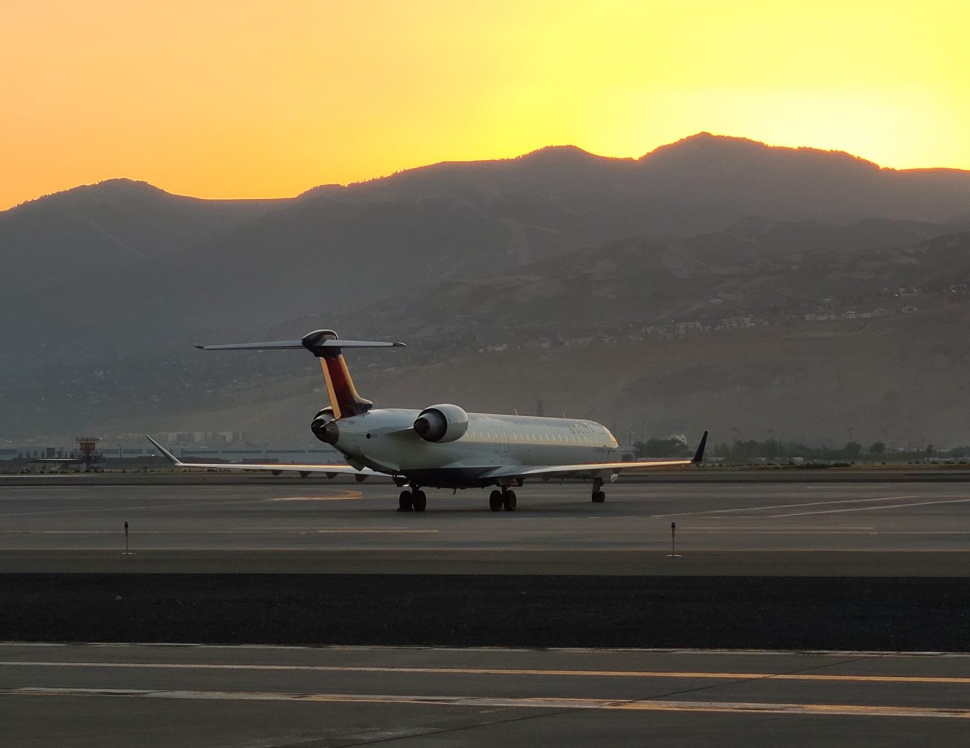 Axiom Aviation Skywest Partnership - Flight School | Axiom Aviation ...